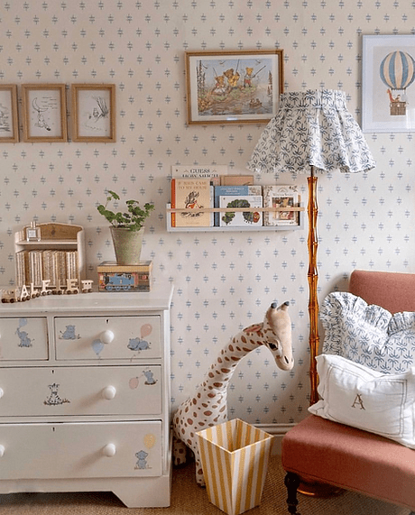 Autumn's Corner - The Colour Pop Bookshelf – Acorn & Pip